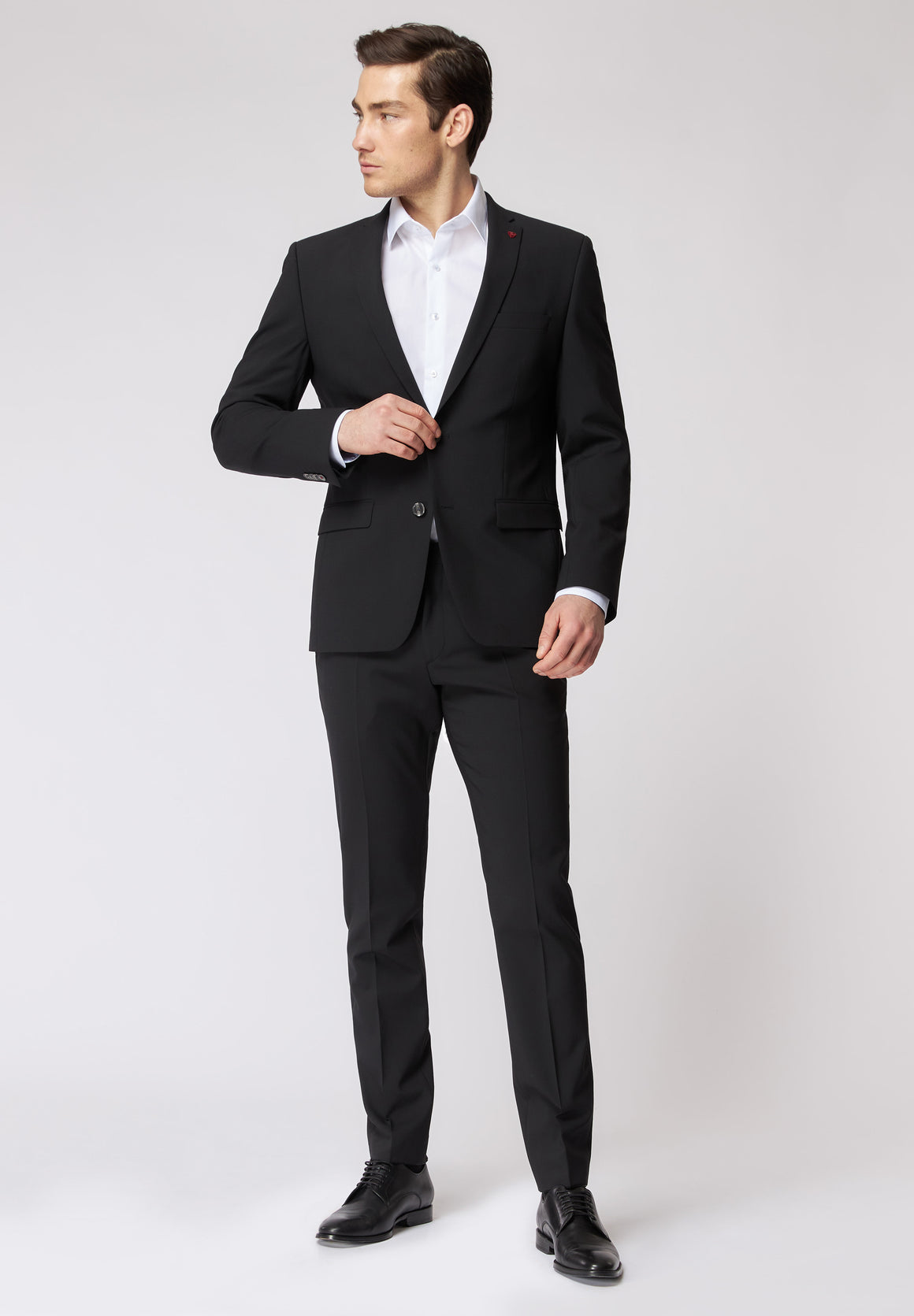 Roy Robson, Slim-Fit Two-Piece Suit in Charcoal Grey – Naboulsi Distinction
